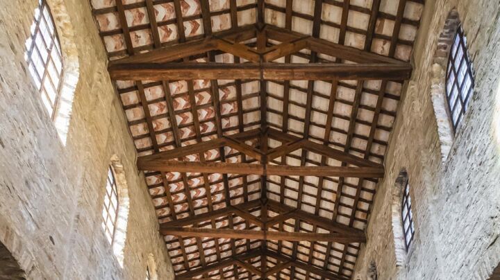 Consolidamento copertura con capriate storiche